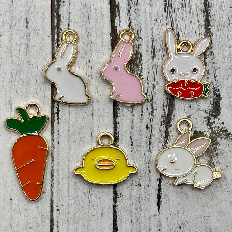 Bunny Enamel Pin - Etsy