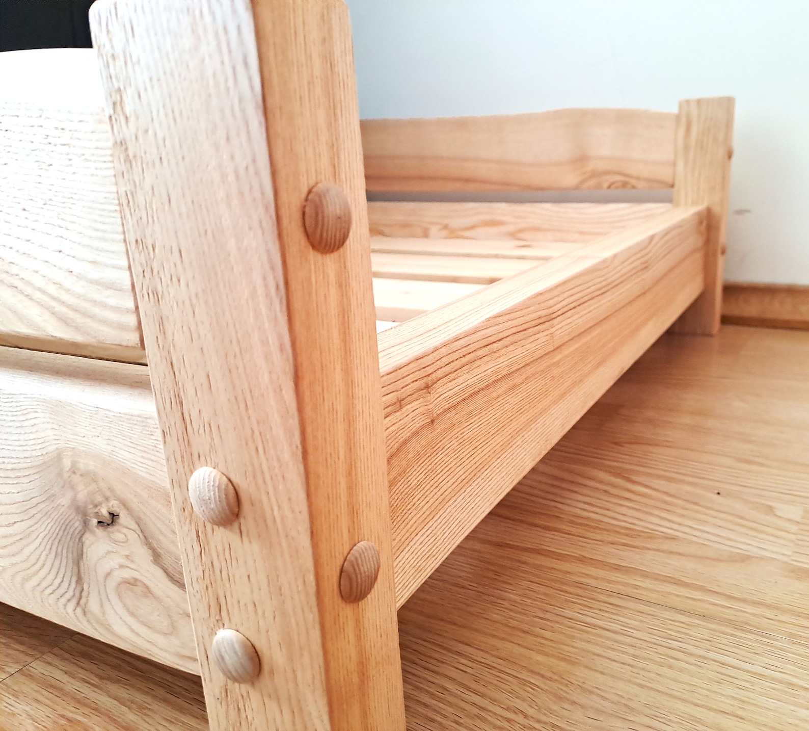 Handmade Solid Ash Dog Bed: Rustic Wooden Pet Bed (65x46 Cm) - Etsy