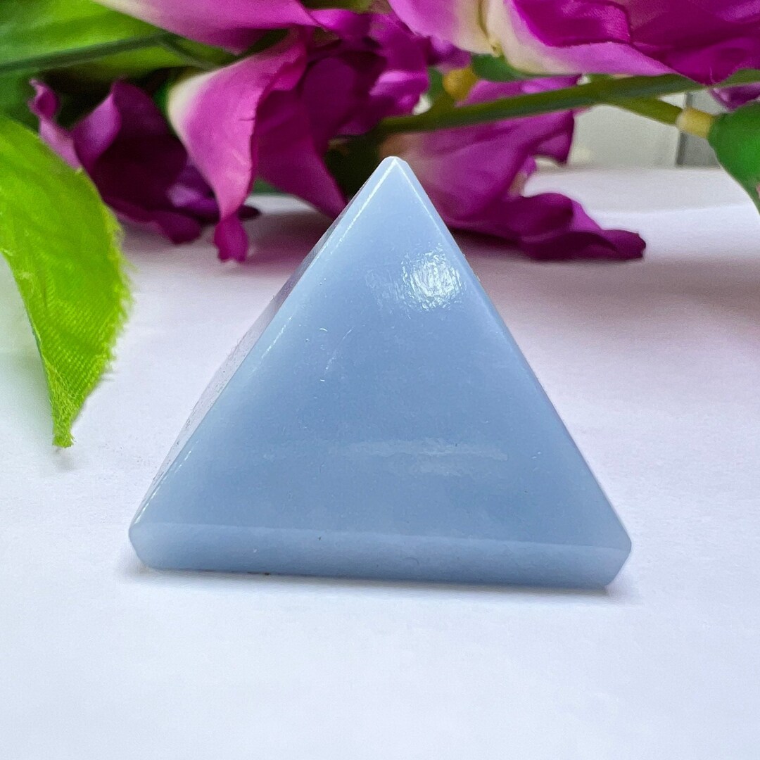 Angelite Natural Stone Pyramid Reiki Crystal Healing 35 MM to - Etsy Canada