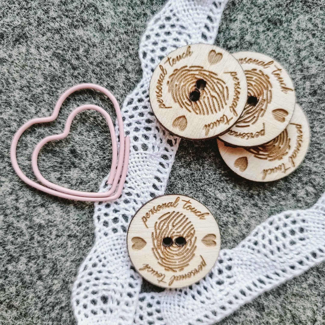 Personal Touch Wooden Buttons With an Engraver Fingerprint and Hearts ...