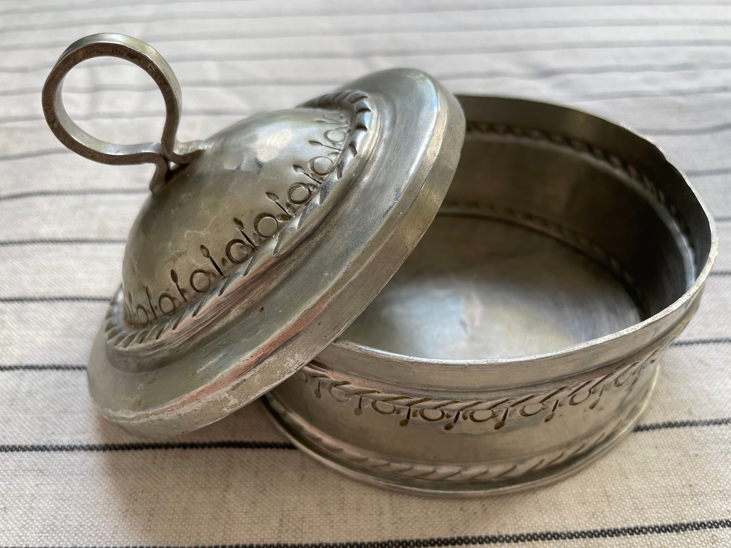 Vintage Metal Box With Lid / Handmade / Scandinavian Metal | Etsy