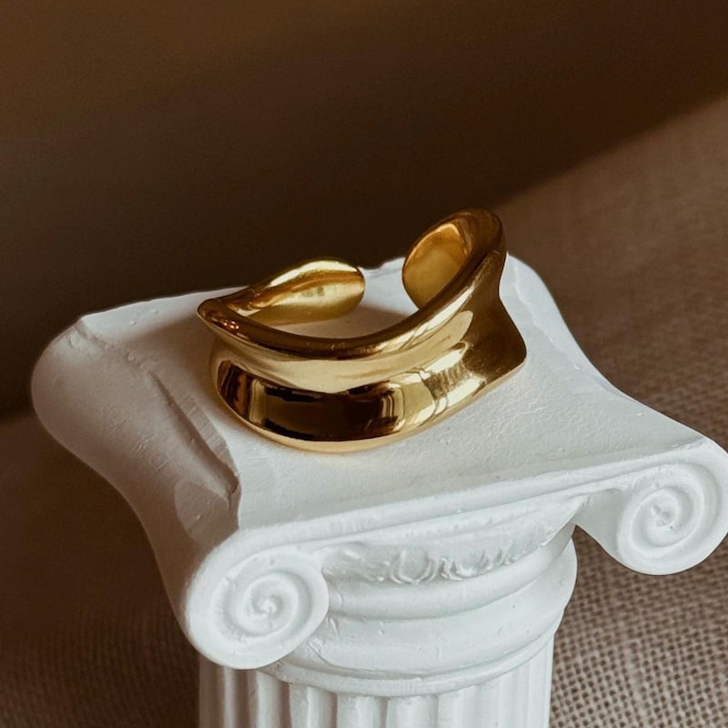 Bold Gold Ring - Etsy