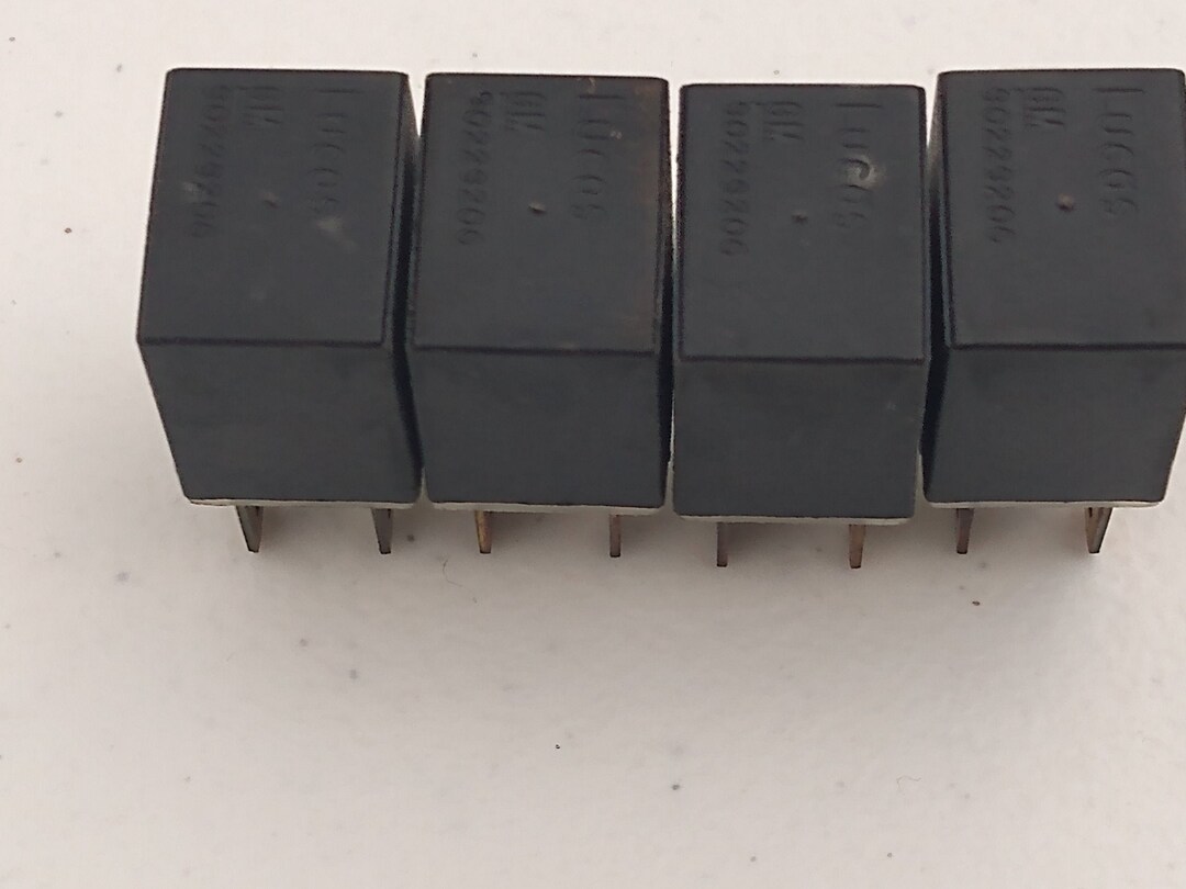 Saab 9000 Relay 90229206 Set of 4 - Etsy