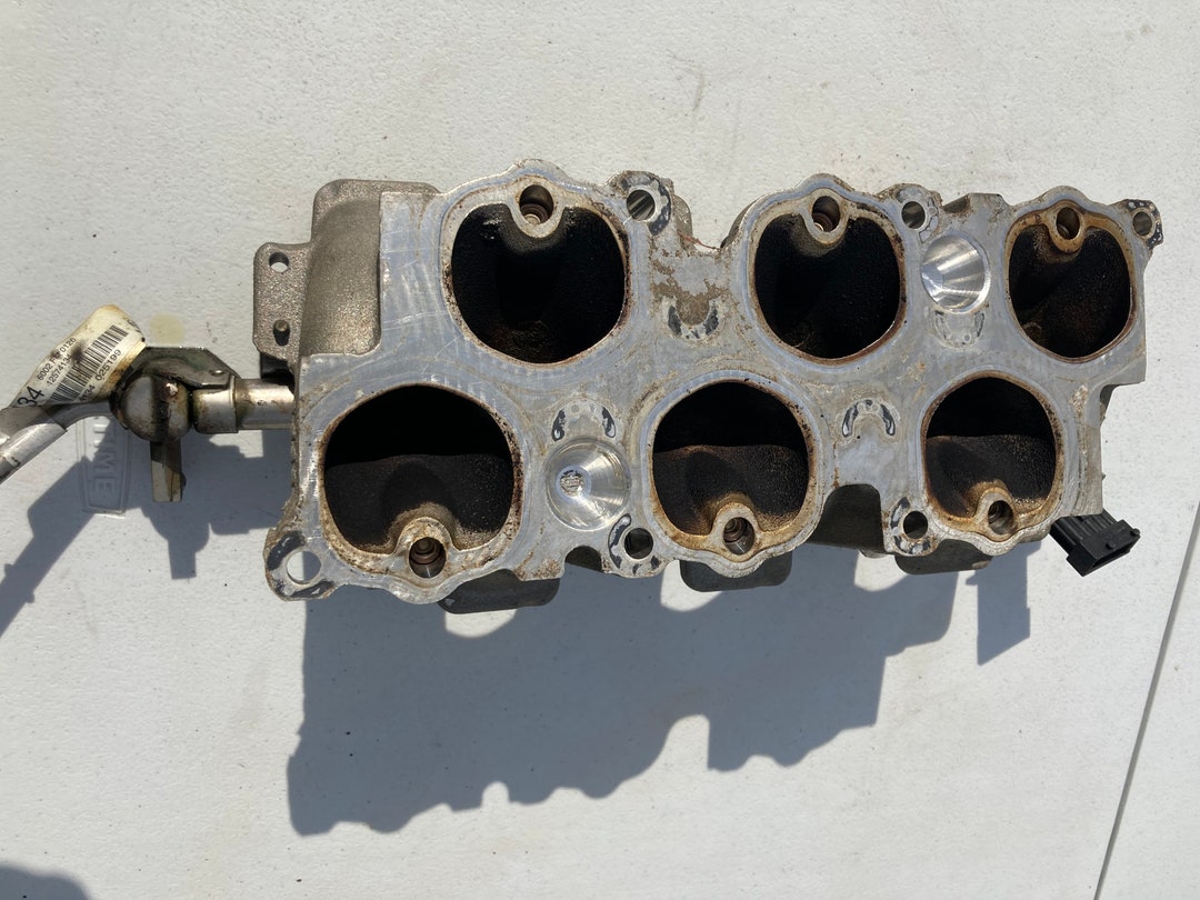 Saab 9 3 V62.8L Lower Intake Manifold 12571079 With Injectors - Etsy