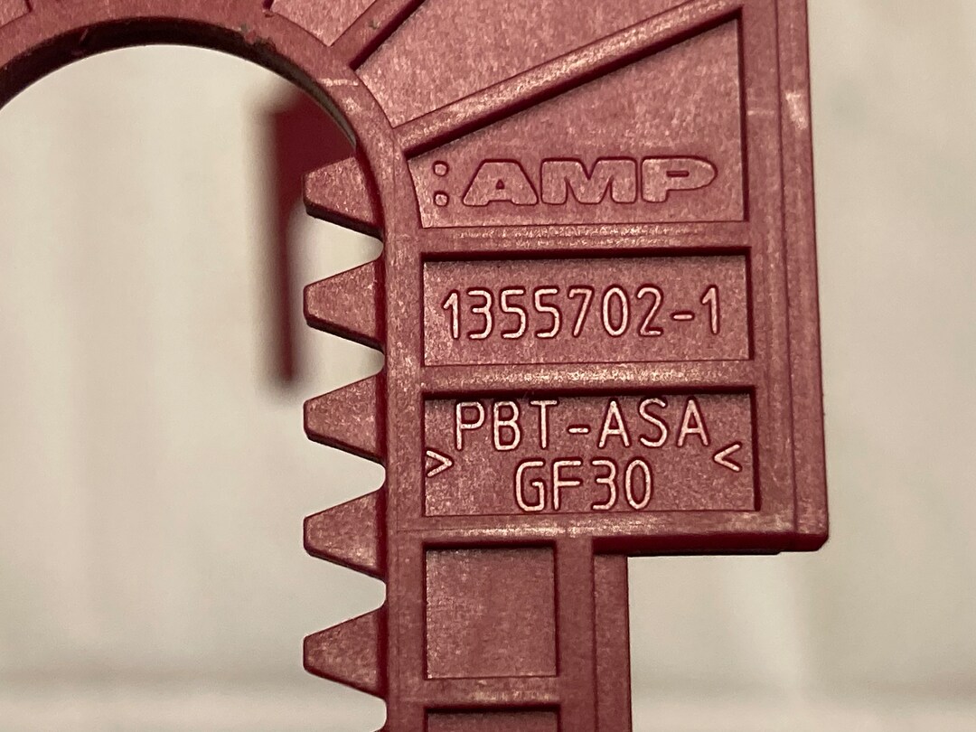 Saab Electrical Plug Connector Lock Pin AMP 1355702-1 - Etsy