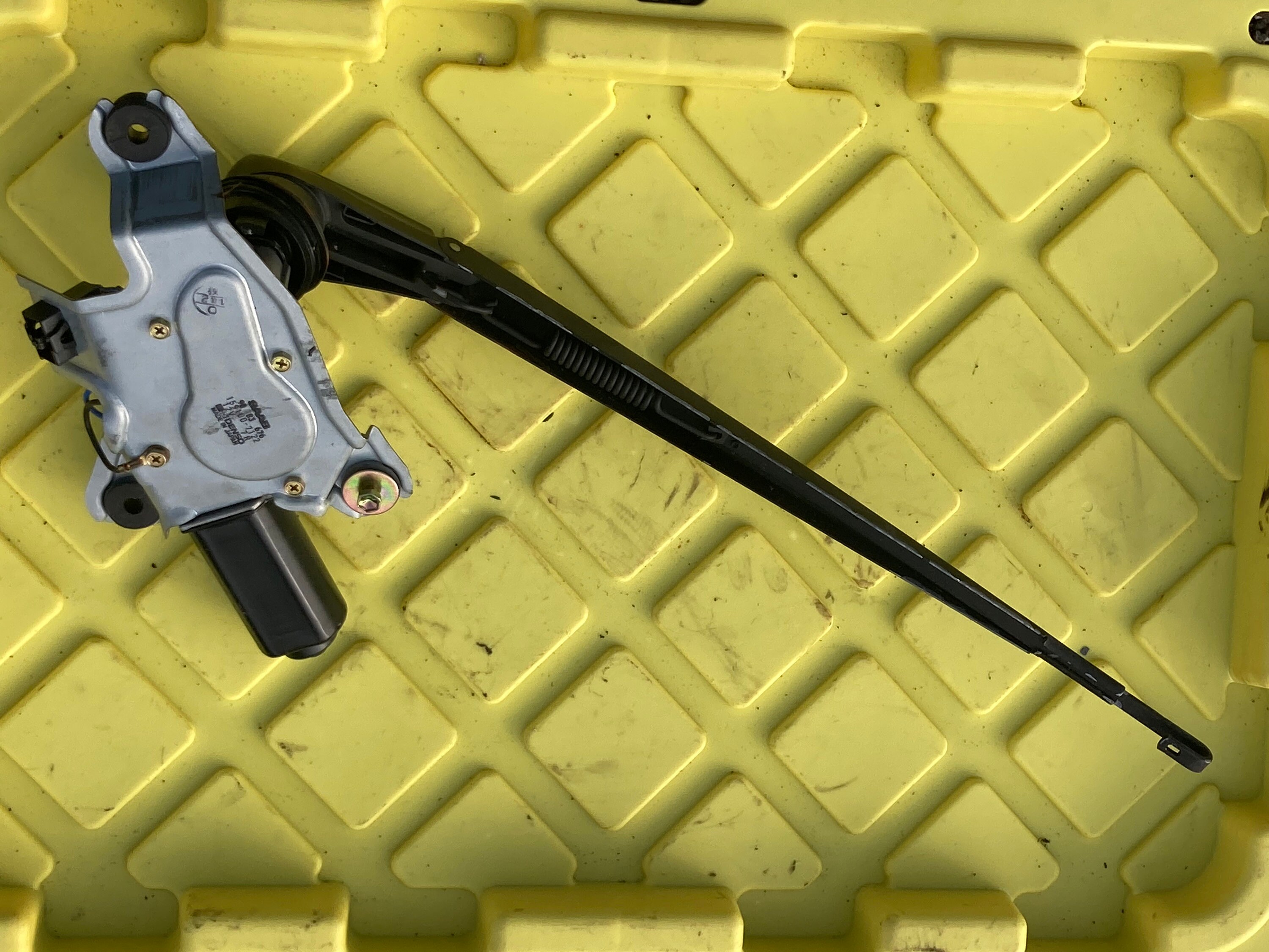 Saab 9000 Rear Window Wiper Motor 9083676 - Etsy