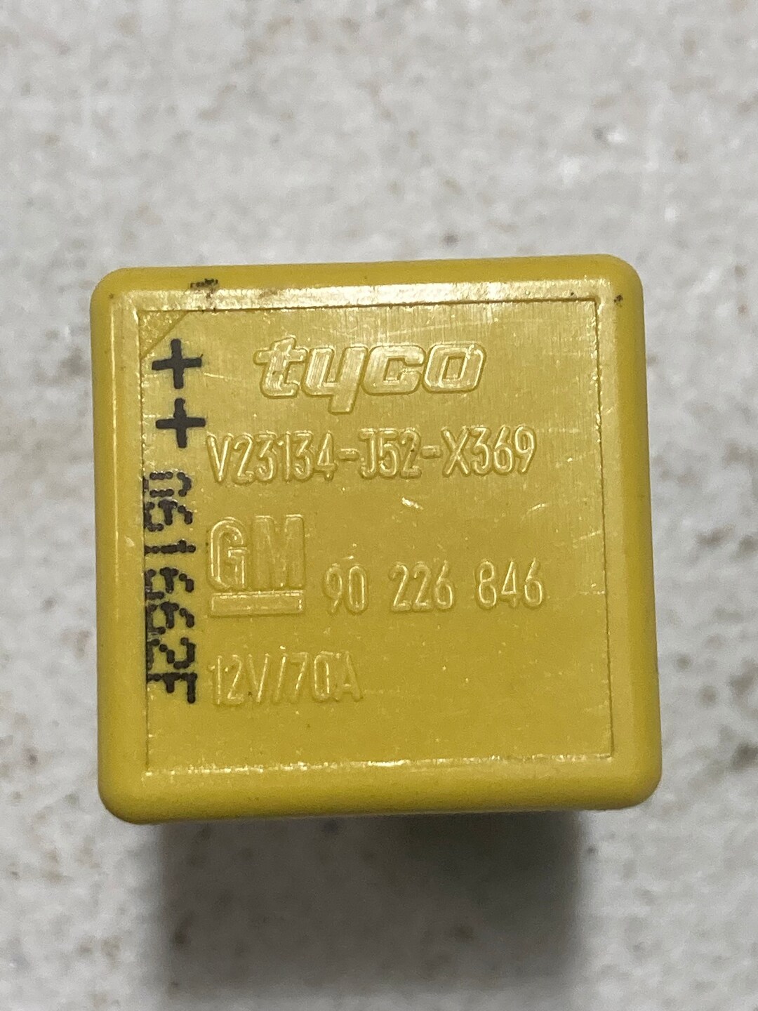 Saab Tyco Relay V23134-J52-X369 GM 90226846 - Etsy