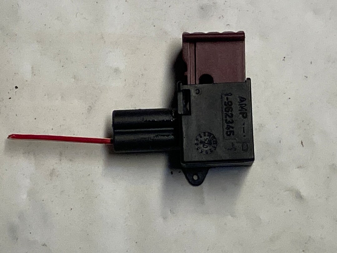 Saab Electrical Plug Connector 4113213 AMP 1-962342 - Etsy