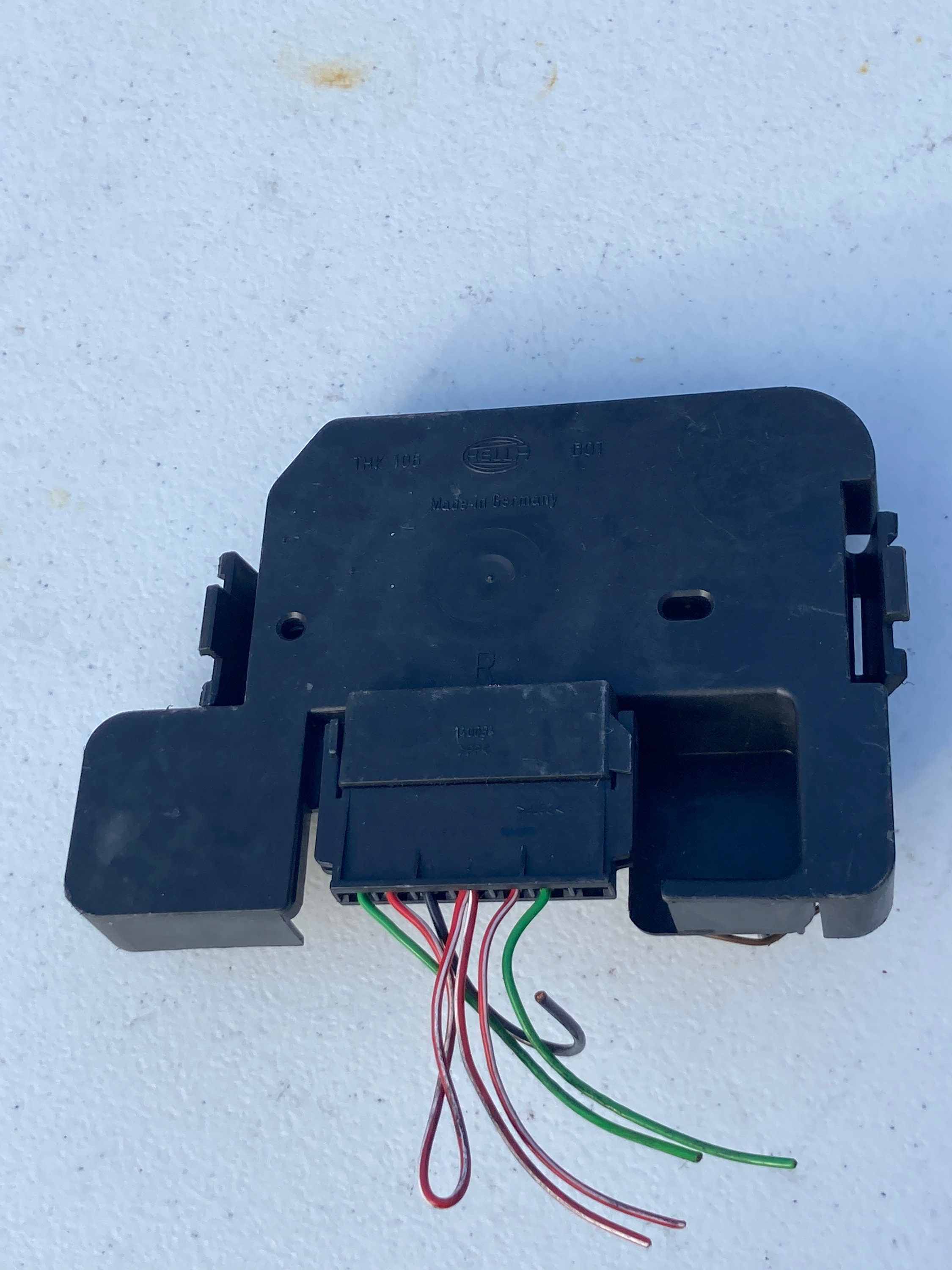 Saab 9000 Tail Light Bulb Socket Left - Etsy