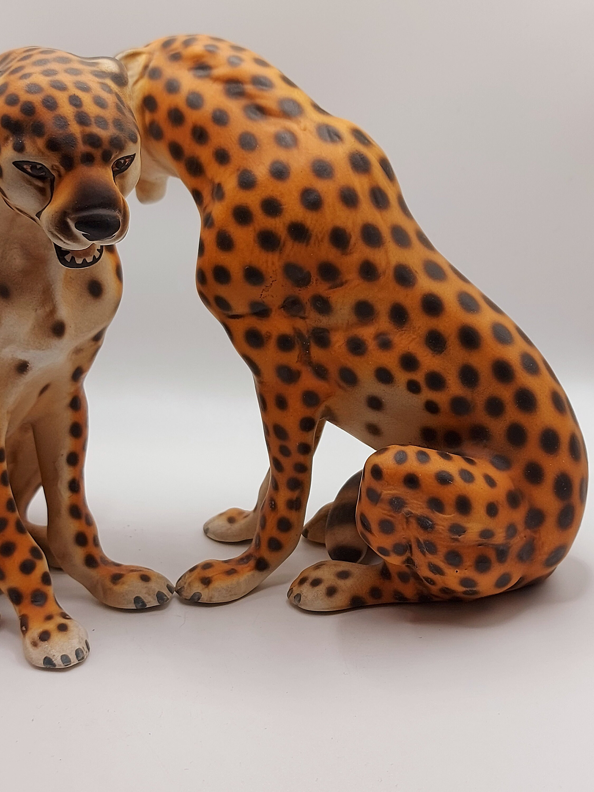 Pair of Porcelain Cheetahs Big Cats Home Decor - Etsy