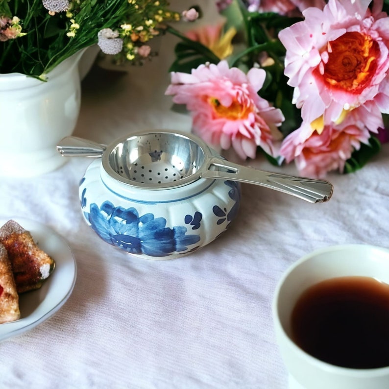 Vintage Dutch Tea Strainer With Delft Blue Drip Tray EPNS Tea Strainer ...