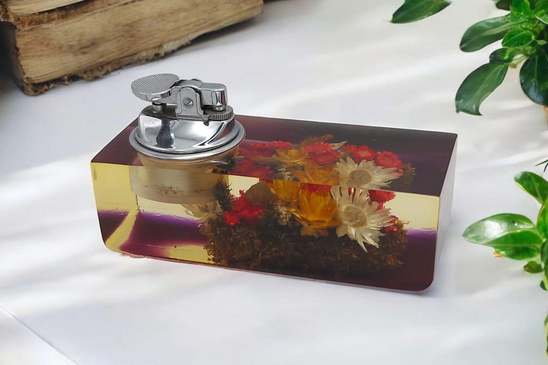 Vintage Lucite Table Lighter With Dried Flowers Detail, Fully ...