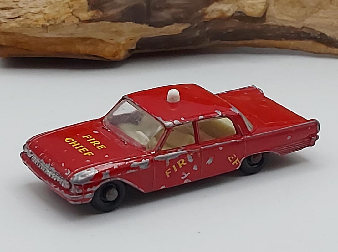 Lesney FORD FAIRLANE Fire Chiefs Car Diecast Toy Cars, Made in England ...