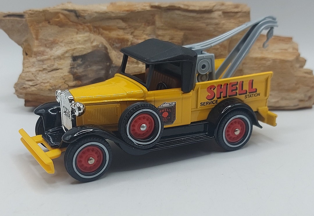 1981 Yesteryear Model of 1930 T FORD Wreck Truck, Diecast Model, Boxed ...