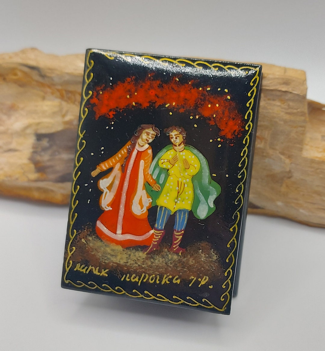 Vintage Russian Hand Painted Lacquered Trinket Box, Russian Folk Art ...