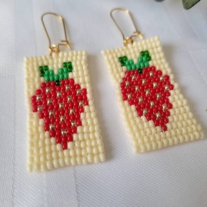 Seed Bead Strawberry Earrings, Beaded Strawberries - Etsy
