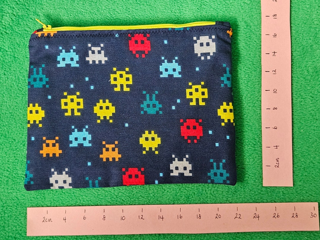 Space Invaders Zipper Pouch Bag Space Invaders Fabric Approx 18x22cm - Etsy