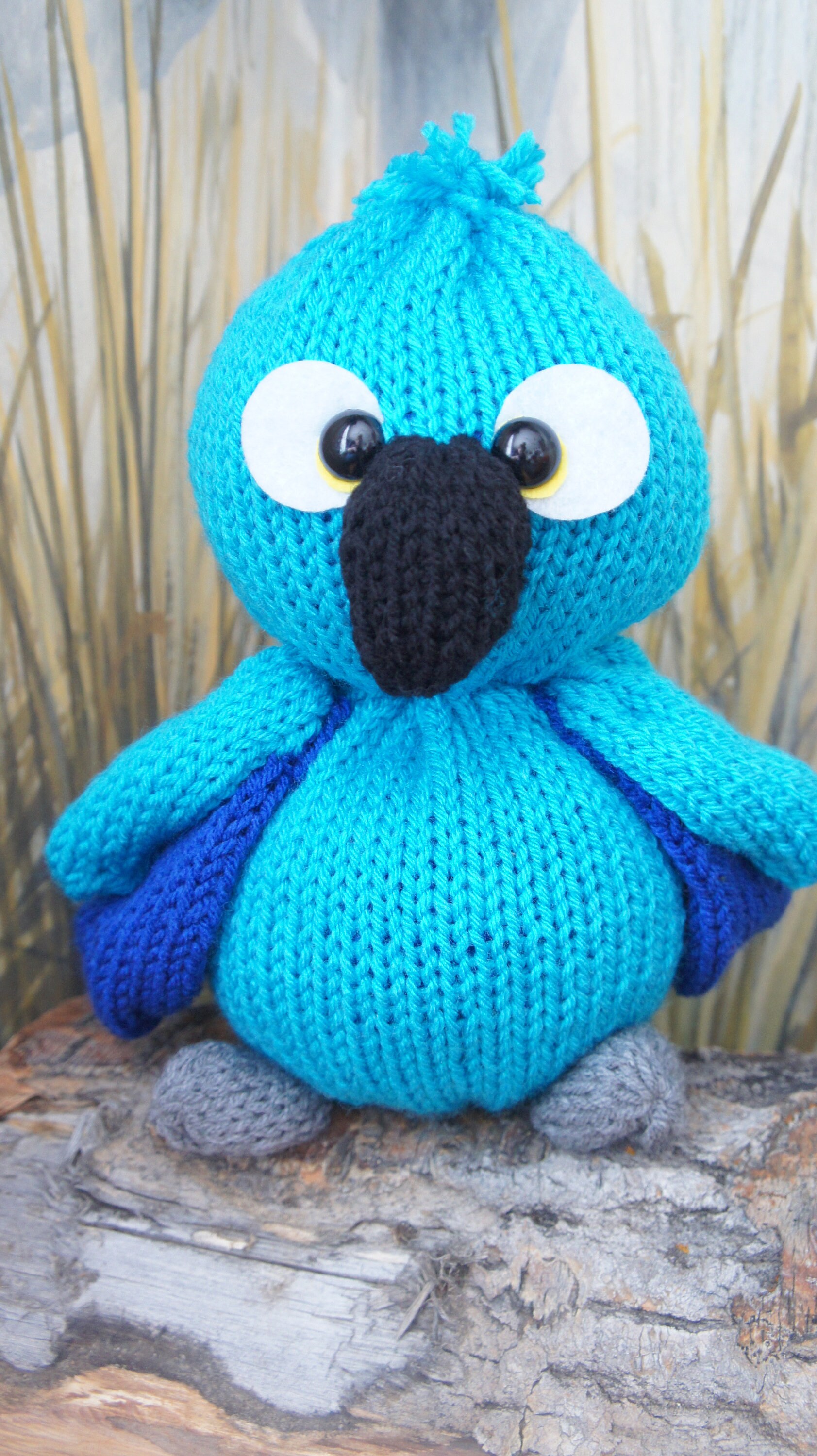 Red the Parrot and Azure the Blue Macaw - Etsy Canada