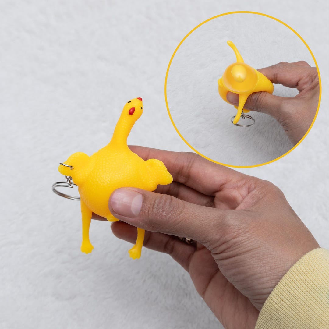 Cute Chicken Egg Laying Keychain, Squishy Chicken With Egg Keychain ...