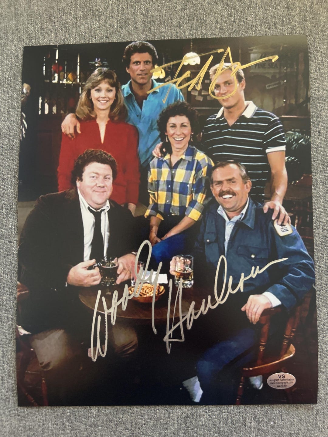 Cheers Cast TV Sitcom Signed Autographed 8x10 Photo by Woody Harrelson ...