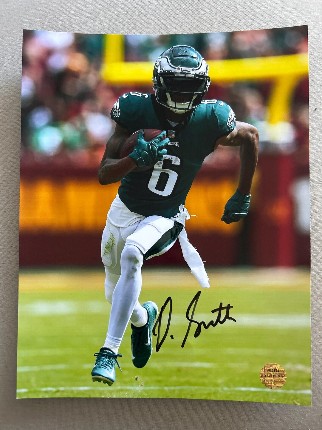 Devonta Smith Signed Autographed Philadelphia Eagles Football Picture ...