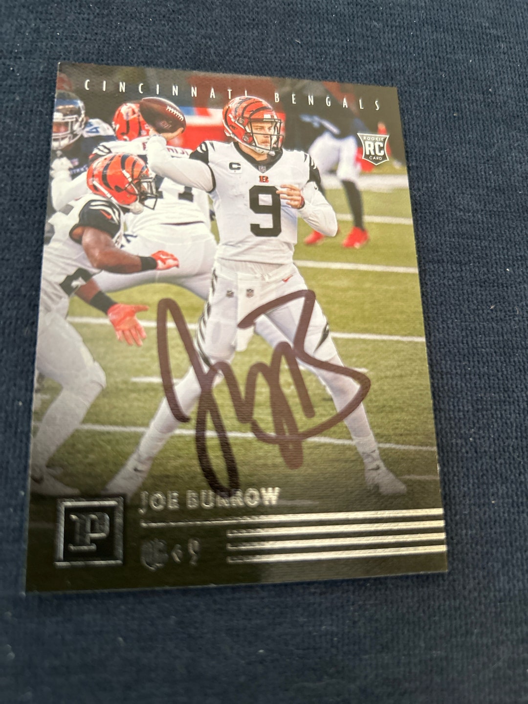 Joe Burrow Signed Autographed Cincinnati Bengals Panini Rookie Football ...