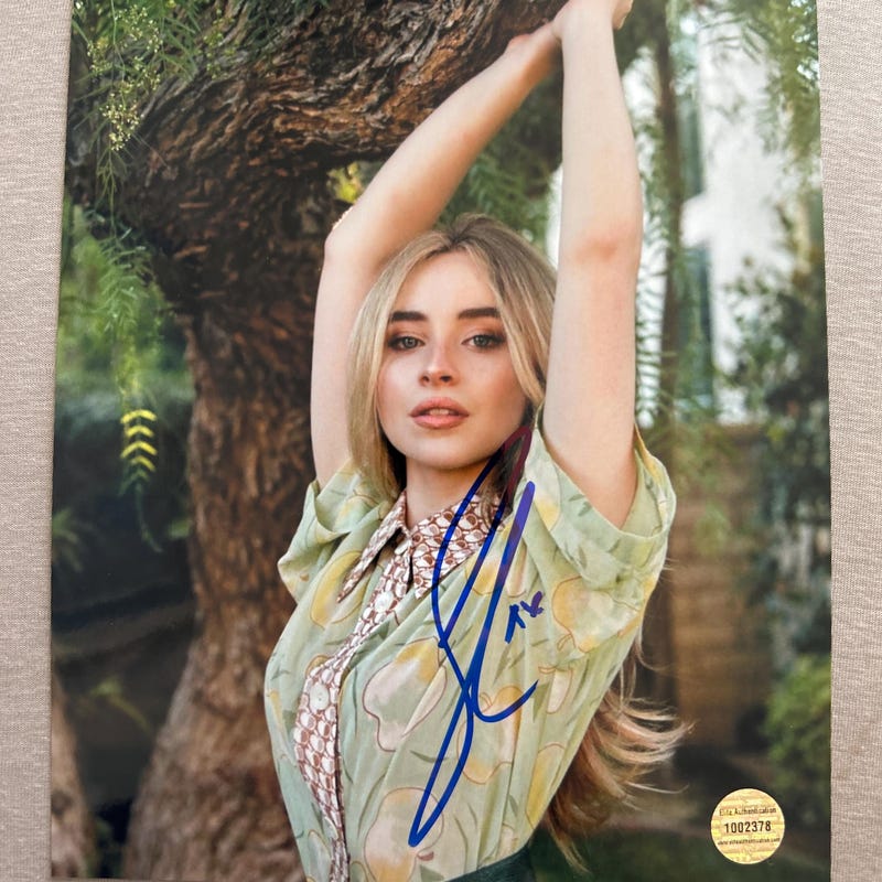 Autograph Sabrina Carpenter - Etsy