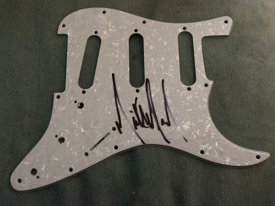 Michael Jackson Signed Autographed Stratocaster Guitar Pickguard Pick ...