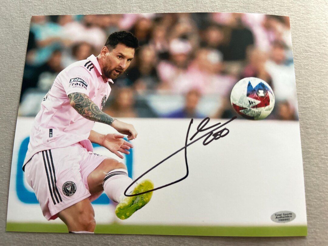 Lionel Messi Signed Autographed 8x10 Soccer Photo W/coa - Etsy