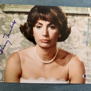 Penny Marshall Signed Autographed 8x10 Photo Laverne Shirley Beckett ...