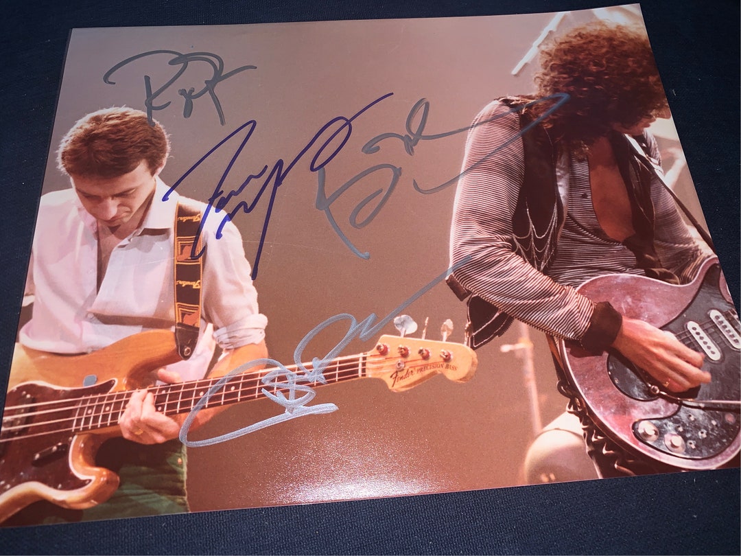 Queen Signed Autographedfreddie Mercury, Brian May, Roger Taylor & John ...