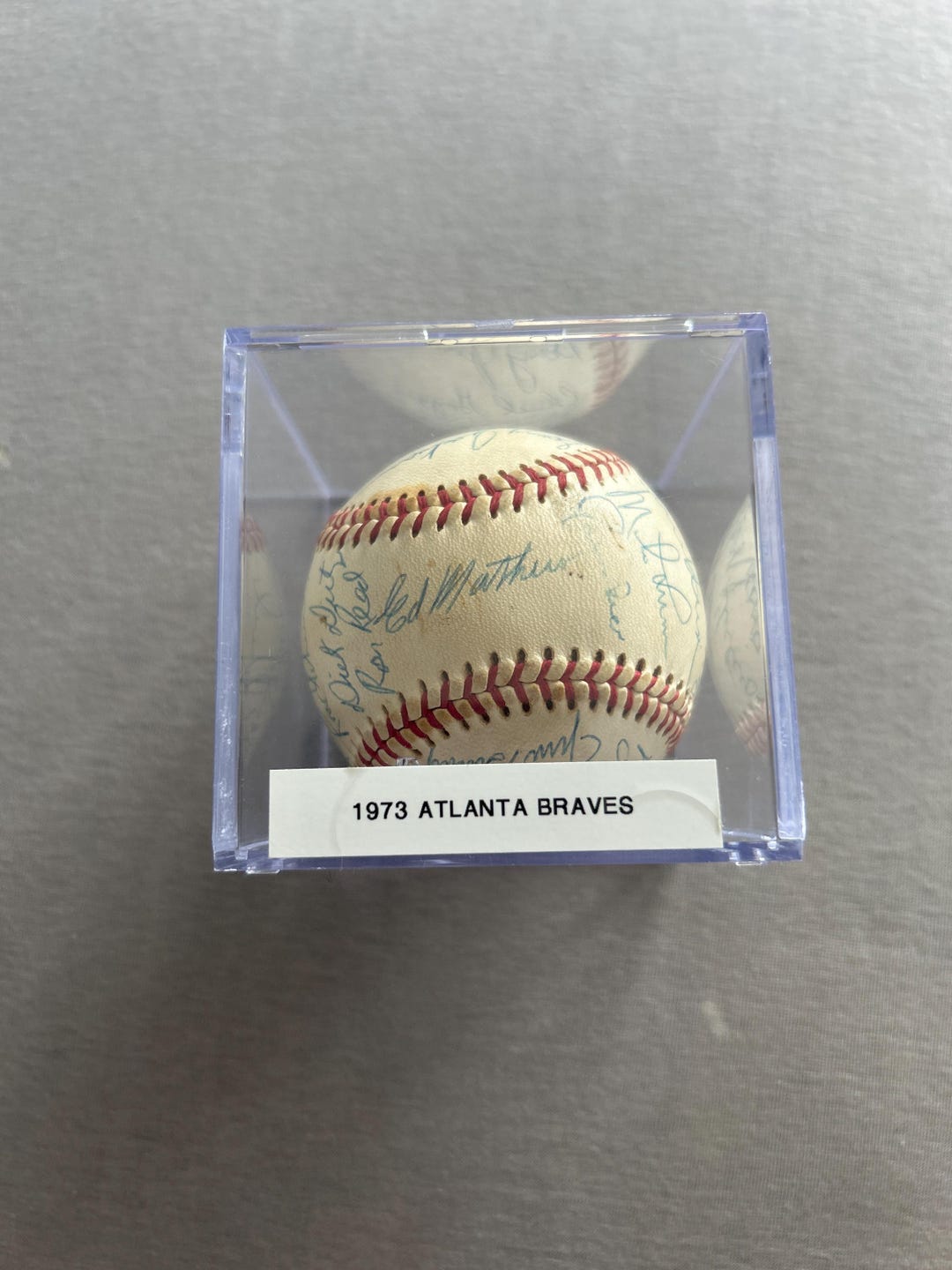 1973 Atlanta Braves Team Signed Autograph Baseball (27) Including Hank ...