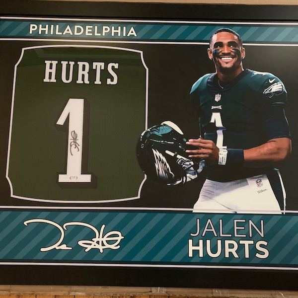 Autographed Philadelphia Eagles , Autographed Eagles Collectibles