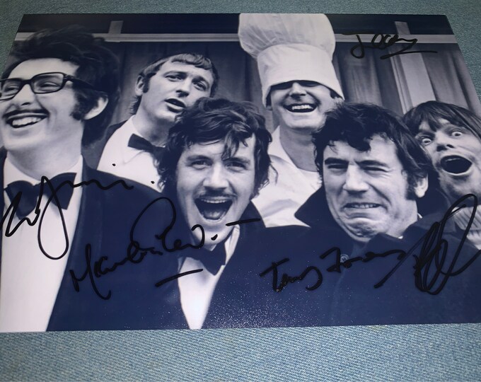 Monty Python Rare Signed Autograph Auto 8x12 Cast Photo Photo John Cleese Terry Gilliam Eric ...