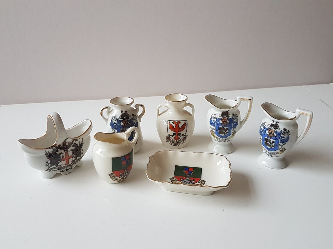Small Collection of Crested Ware Porcelain - Etsy UK