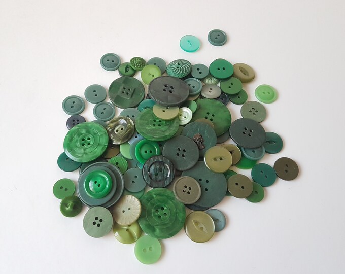 Vintage Buttons, a Mix of Green, Grass and Forests, Haberdashery ...
