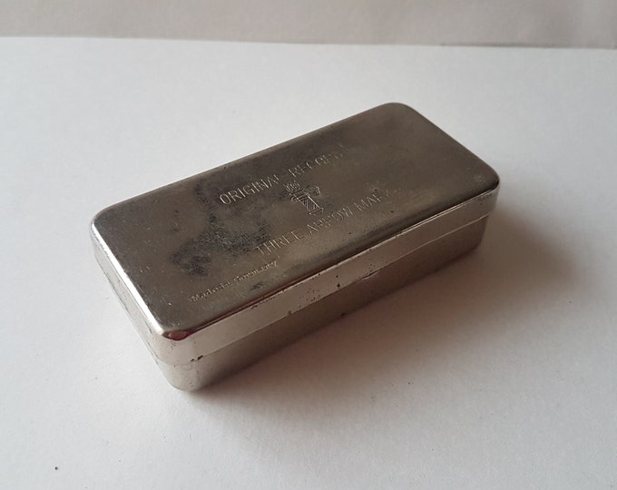 Vintage Medical Syringe Tin, Original Record , Three Arrow Mark. 1930s ...