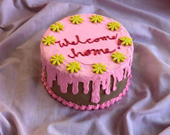 Coraline Fake Cake-welcome Home Fake Cake -coraline Welcome Home Fake ...
