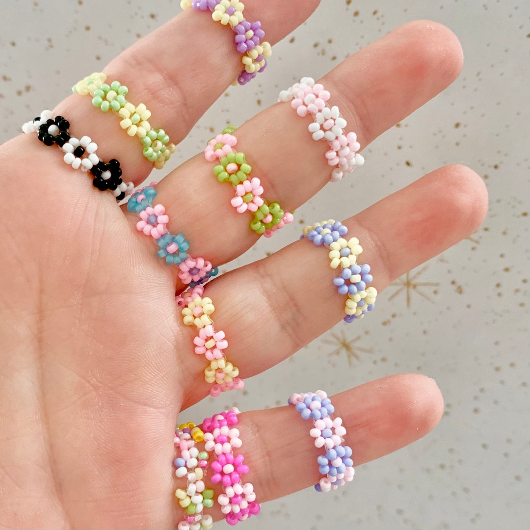Daisy Chain Beaded Ring – Pastel Y2K Stretchy Ring - Etsy