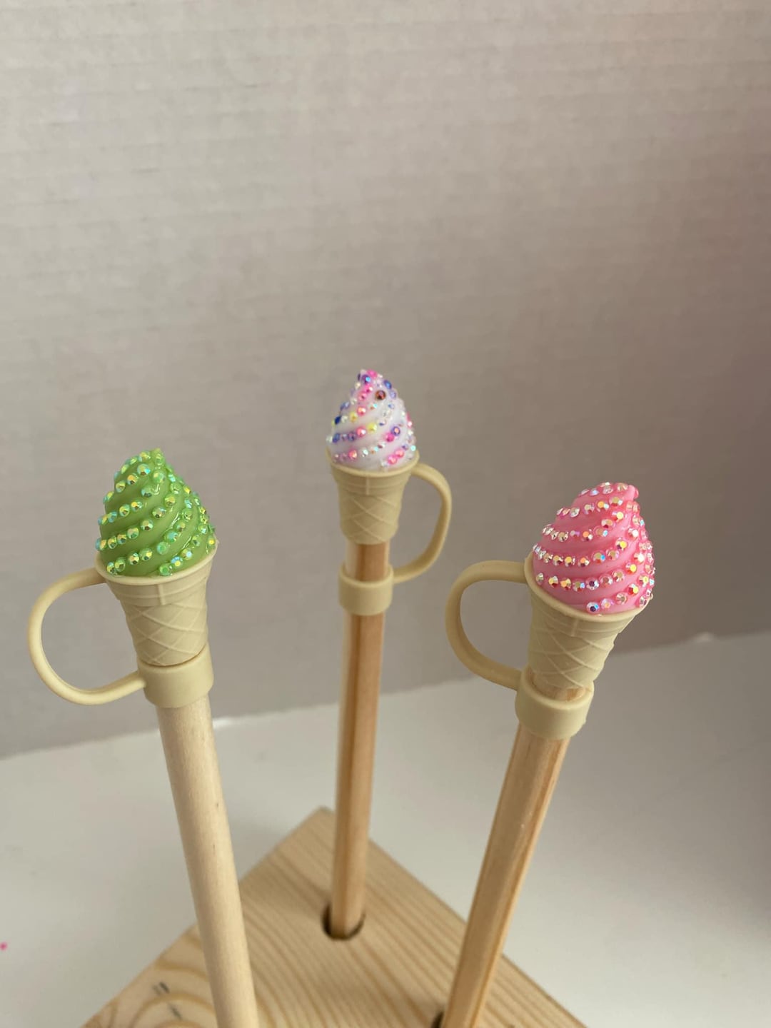 Bling Ice Cream Straw Toppers Straw Cover Cap 3 Colors to Choose From ...