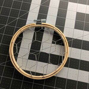 Blank Chicken Wire Embroidery Hoop SET Sizes 5,7,8,9 and 10 Inch Hoops ...