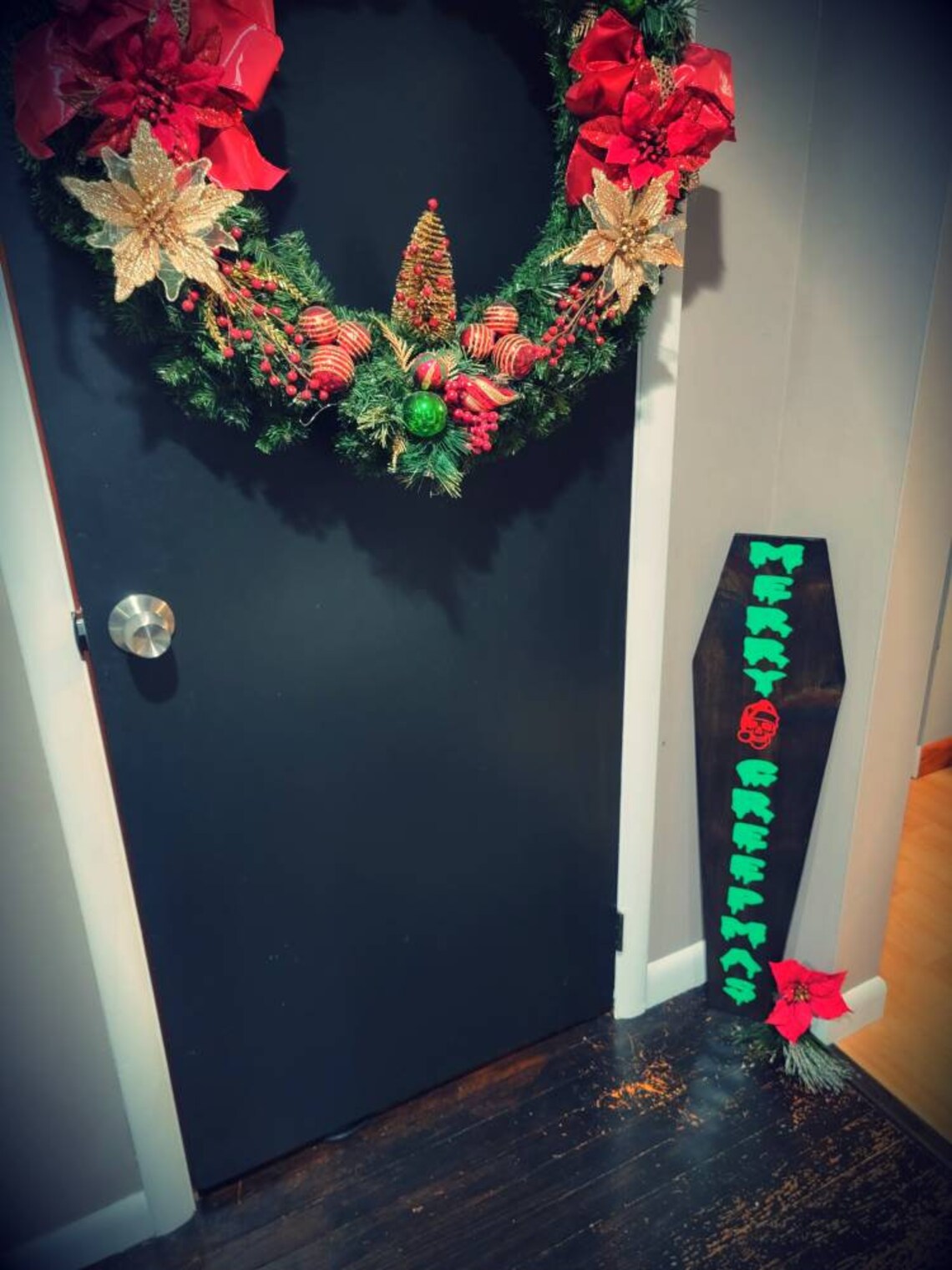 Merry Creepmas Coffin Welcome Sign - Etsy