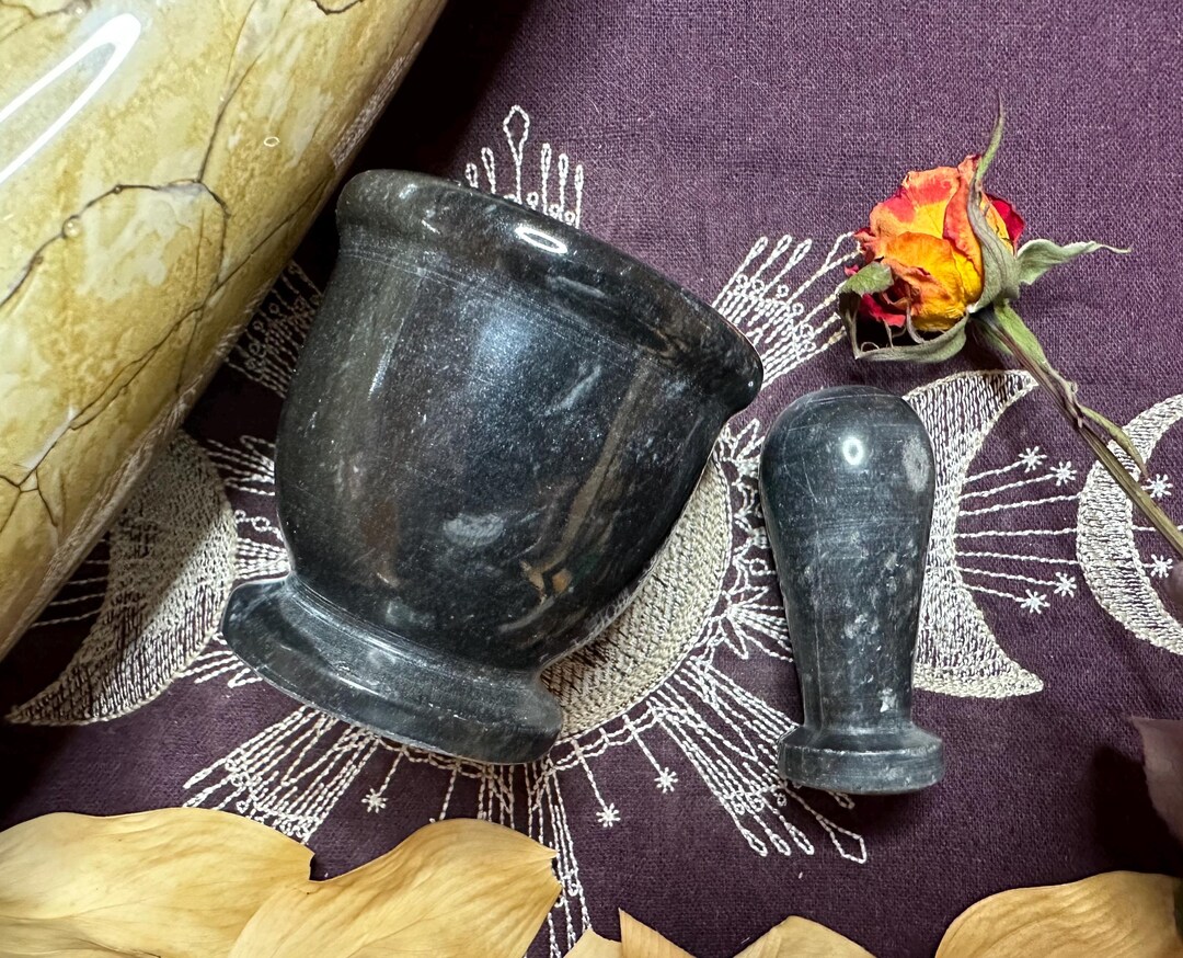 Small Black Jade Mortar and Pestle, Pagan, Witchcraft, Occult, Altar ...