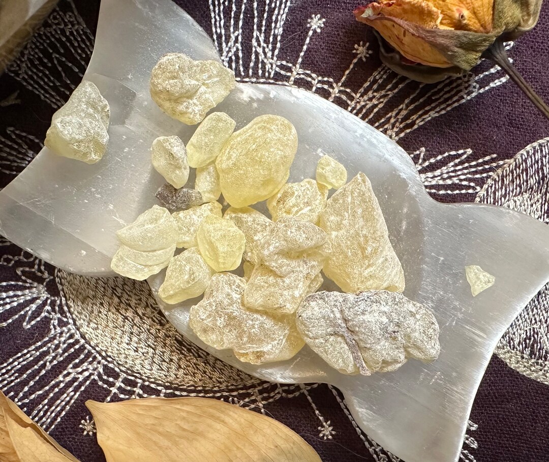 White Copal Resin, All Natural Resin, Pagan - Etsy