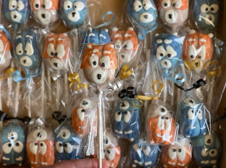 Bluey & Bingo Cake Pops - Etsy