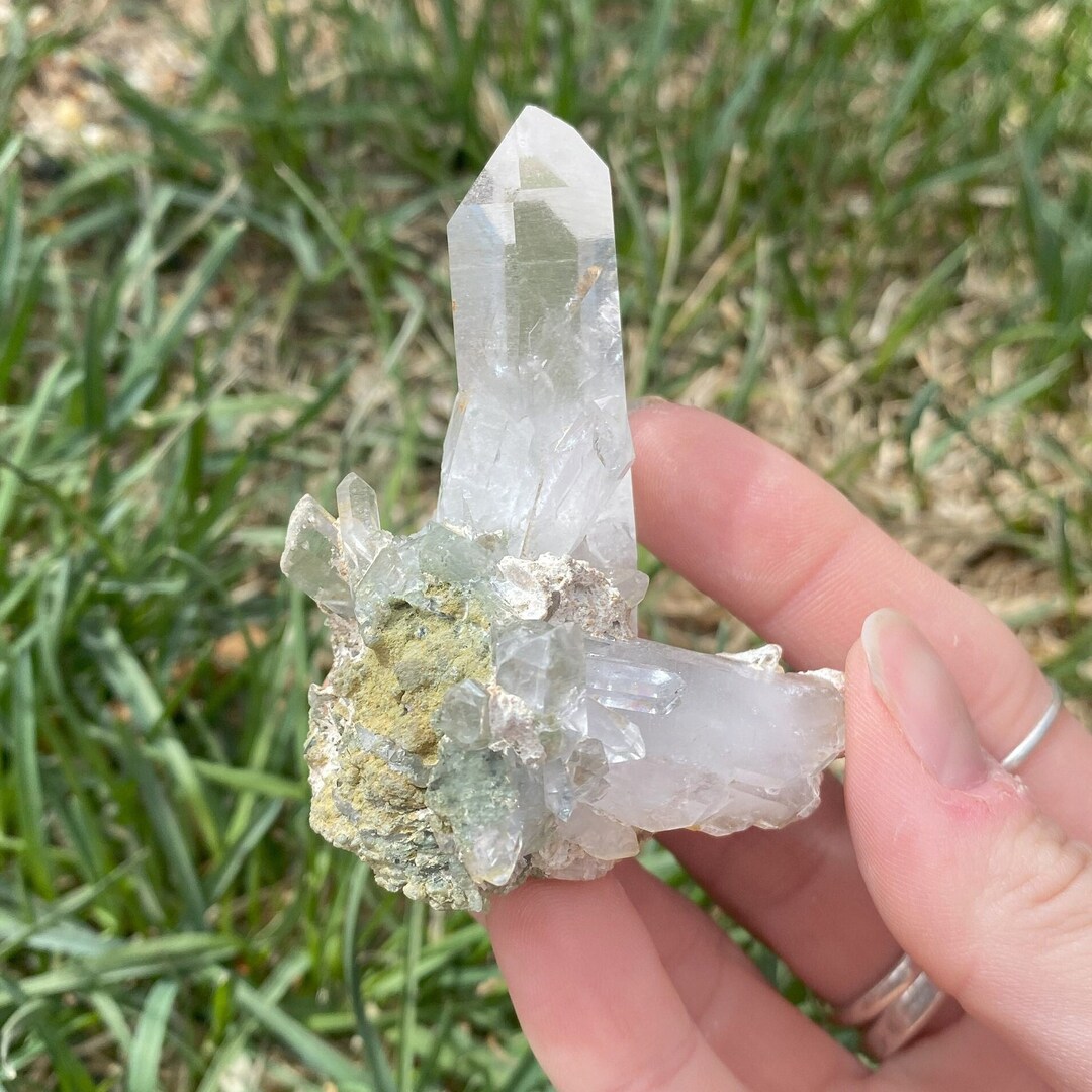 Quartz Points With Chlorite 73 Grams - Etsy New Zealand