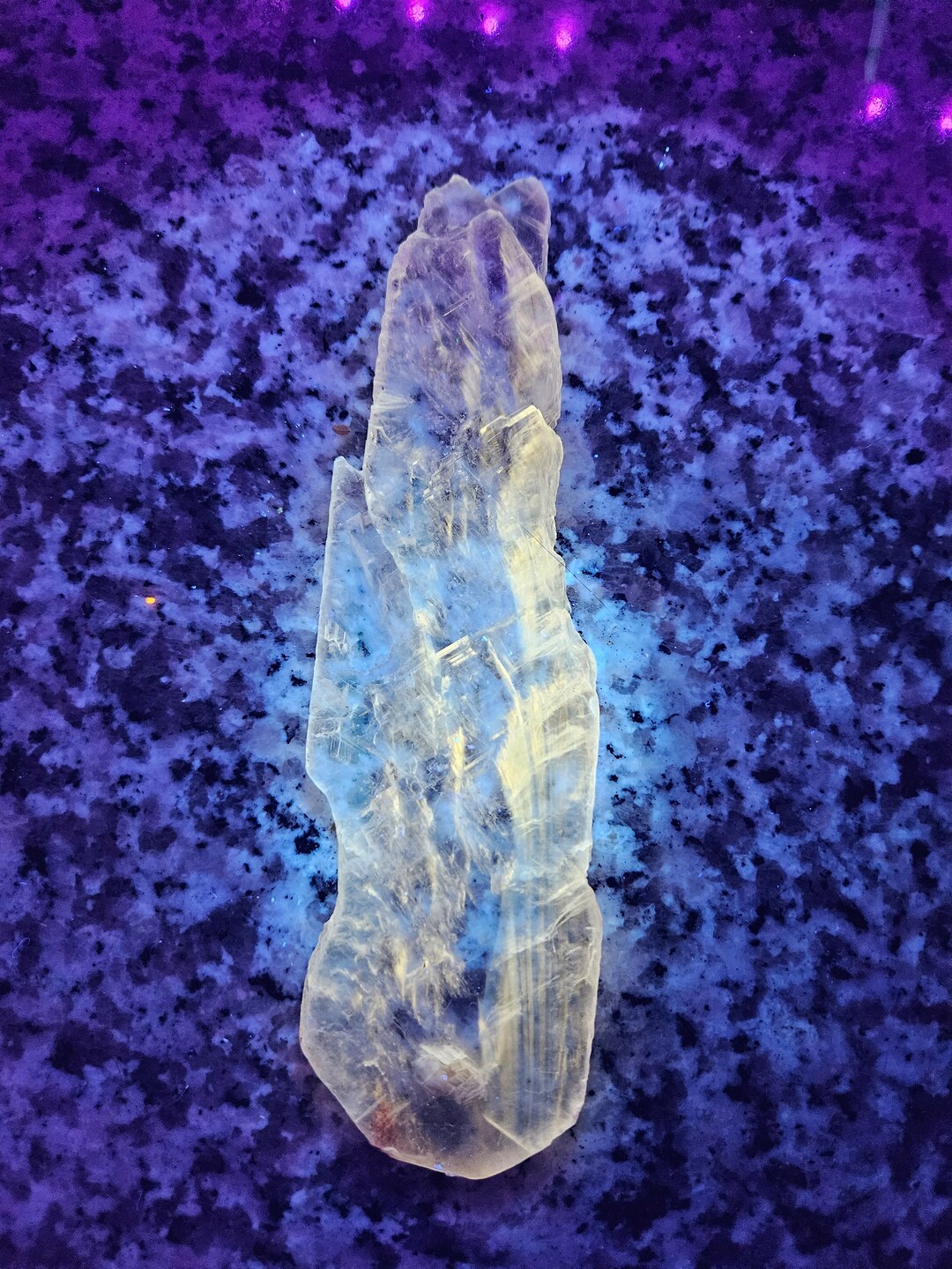 UV Reactive Utah Selenite (102 Grams) - Etsy