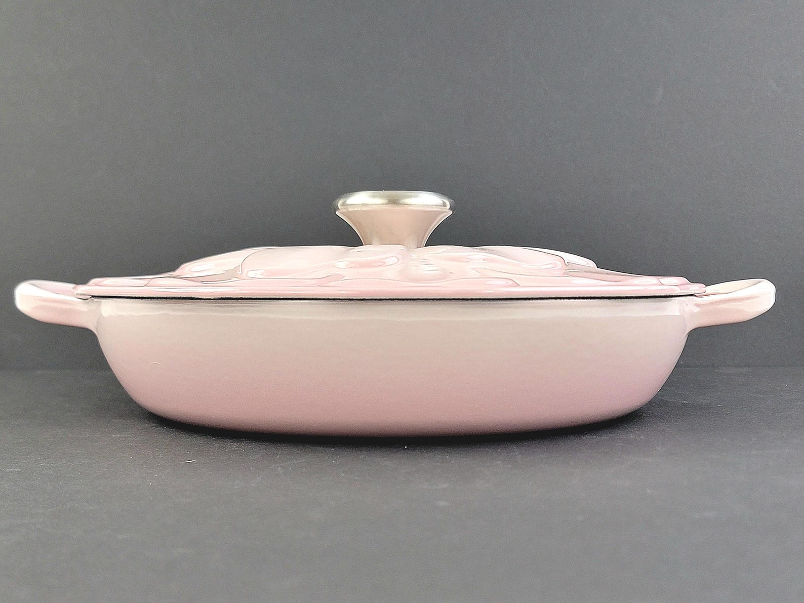 Le Creuset Signature Enameled Cast Iron Petal Braiser 2.25qt Shell Pink ...