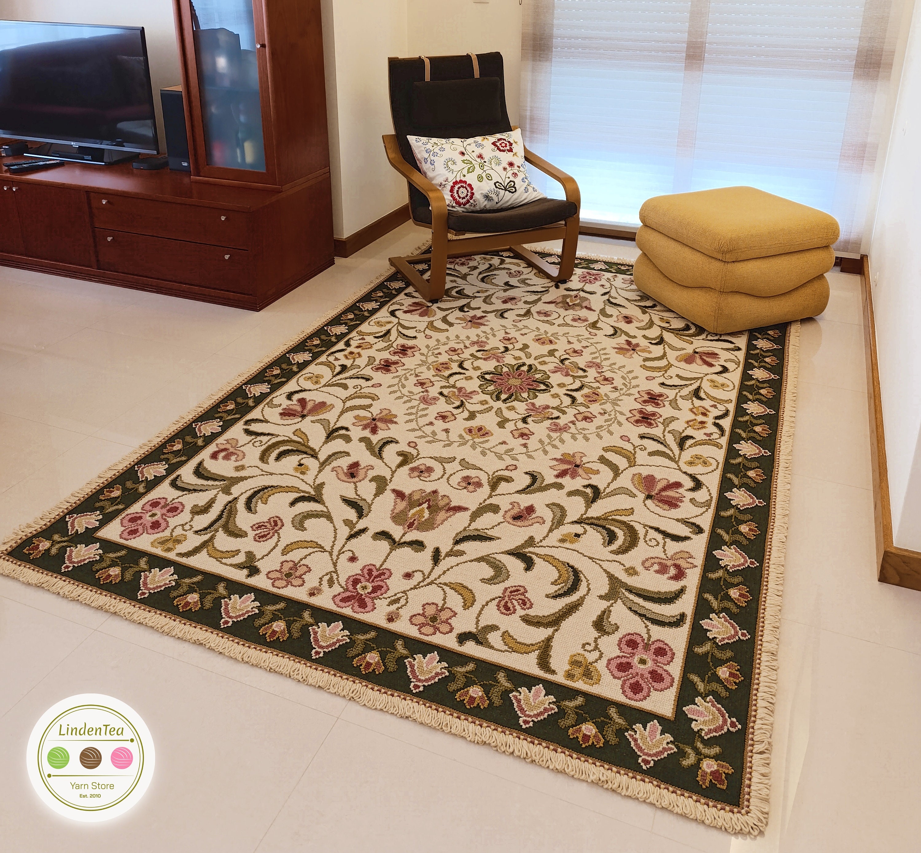 Arraiolos Tapestry Kit Santa Clara 1.75m X 2.55m - Arraiolos Rugs DIY ...