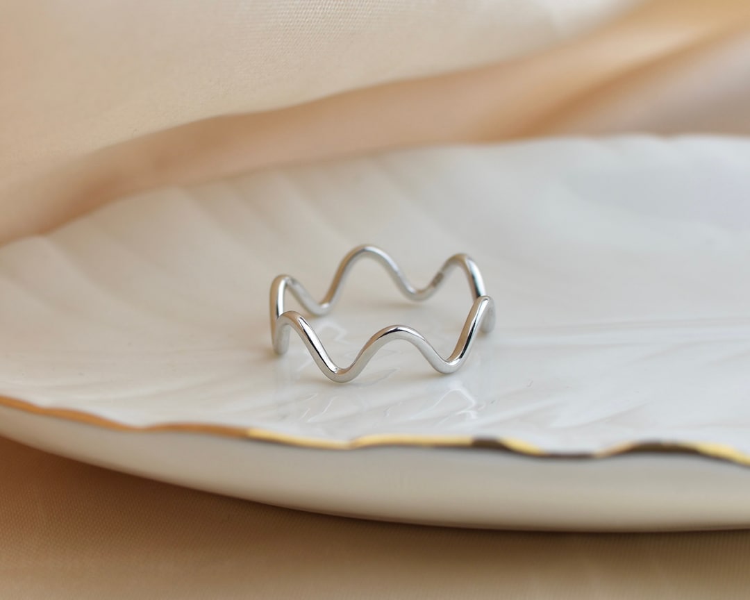 Wavy Sterling Silver Ring, Stacking Ring, Wave Ring, Trendy Ring, 925 ...